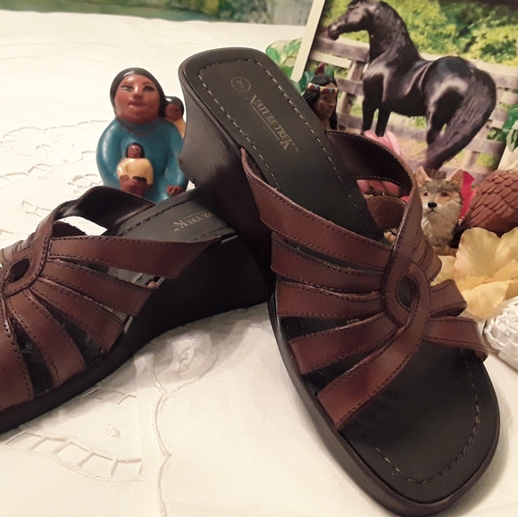 NATURE TREK | Shoes | New Nature Trek Brazilian Leather Wedge Sandals 7 ...